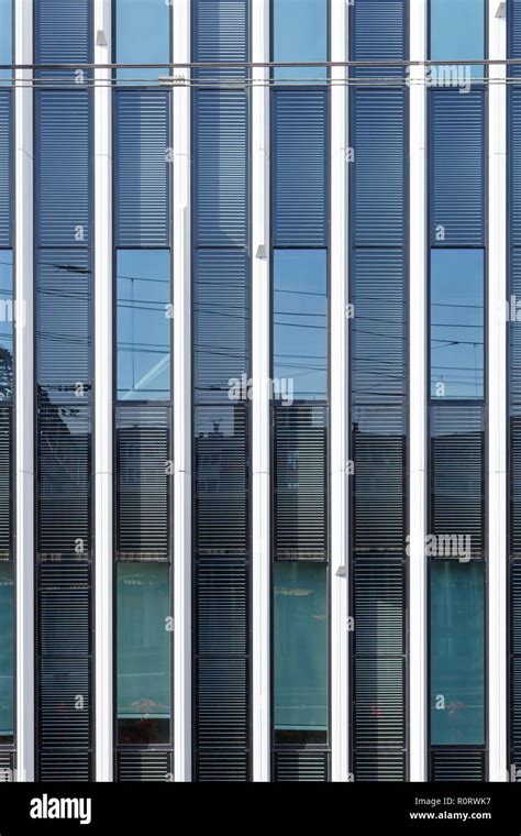 Glass Cladding Texture