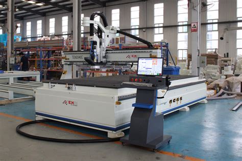 News Customized Atc Cnc Machine With The Newest Cabinet For Europe
