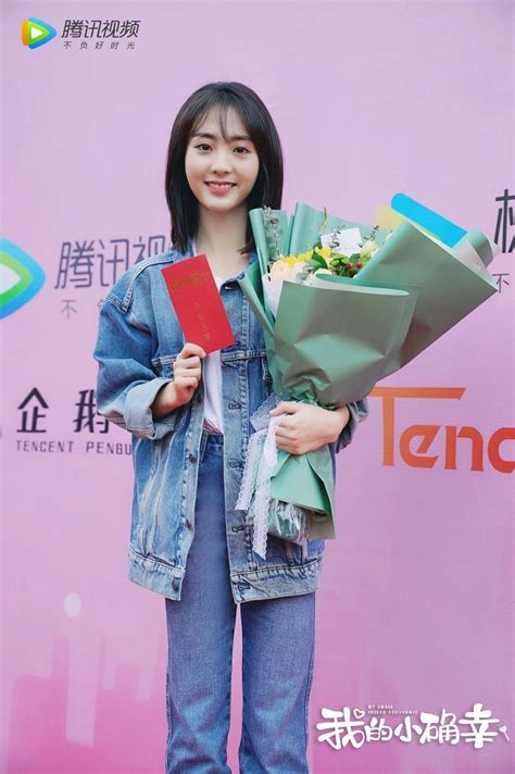 何翯李珀婚礼 图库 五毛网