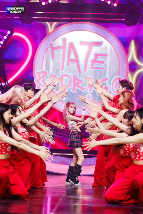 230704 Yena Hate Rodrigo Feat Gi Dle Yuqi 230629 Performance