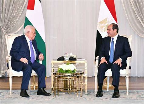 الرئيس السيسي يتلقى اتصالًا هاتفيًا من أبو مازن لبحث تطورات الأوضاع في