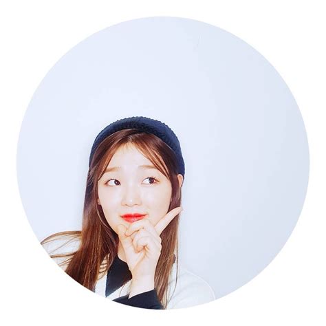 좋아요 171천개 댓글 121개 Instagram의 Ohmygirl 오마이걸wmohmygirl님 ☕