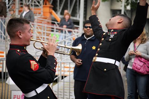 1st Marine Division Band Stirs It Up In Portland United States Marine