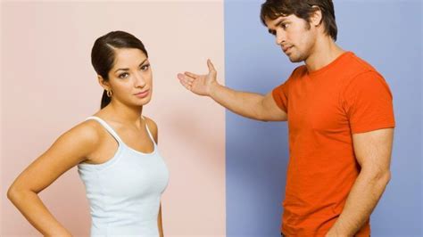 5 Dicas de Como Deixar um Homem aos Seus Pés Novio enojado Enojo