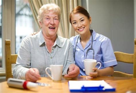 在英国做护工需要具备那些条件？ 知乎