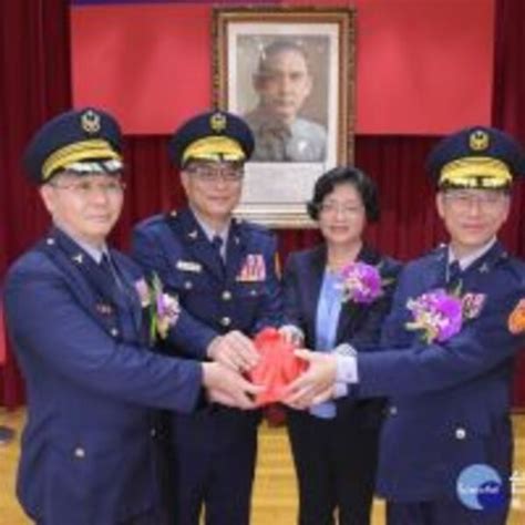 彰化縣警察局長交接 方仰寧金印信交許錫榮 Enews