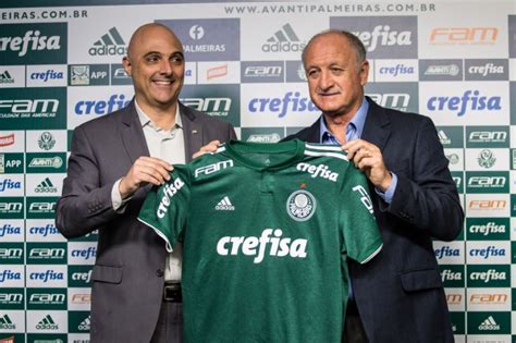 Felipão é apresentado no Palmeiras estou feliz de voltar à minha casa