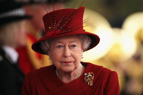 Queen Wrote Letter To North Dakota Woman Every Year On Their Shared