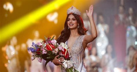 Indias Harnaaz Sandhu Is Crowned Miss Universe 2021 My Vue News