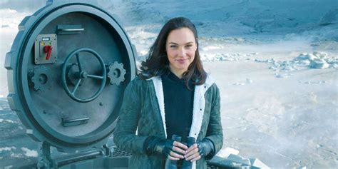 Gal Gadot Teases Giesele In Fast And Furious Spinoff Confirms Dwayne