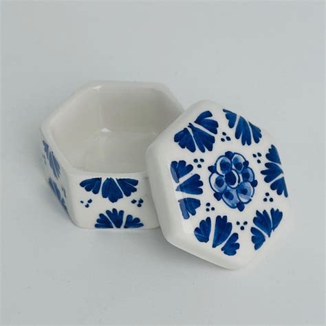 Box Hexagonal Flower Design De Candelaer