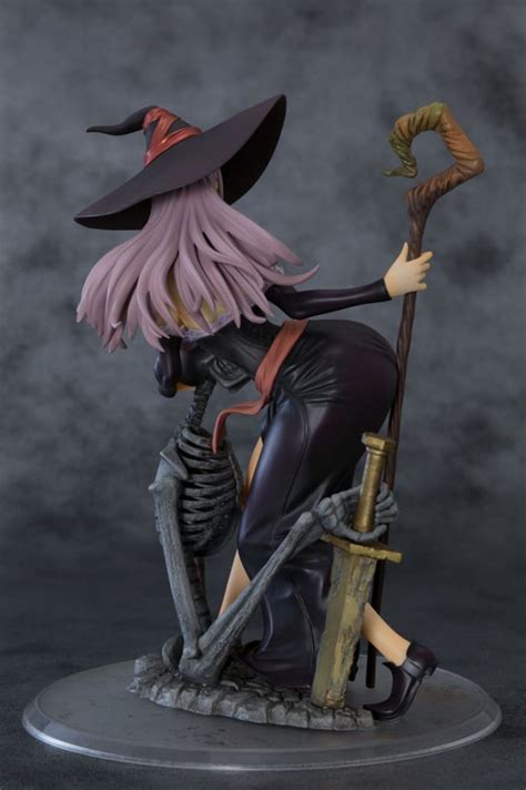 Dragons Crown Sorceress Darkness Crow Ver 17 Scale Figure