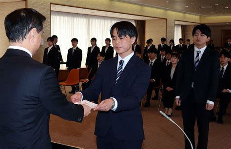 新年度、決意新たに一歩 山口県内で辞令交付式や入社式47news（よんななニュース）