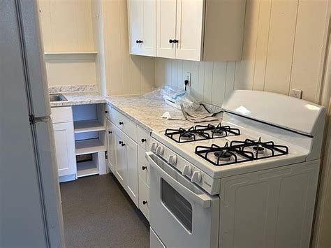 4 N Winooski Ave Burlington Vt 05401 Zillow
