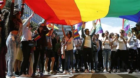 Oms Reconoce Que La Transexualidad No Es Una Enfermedad Mental Semana
