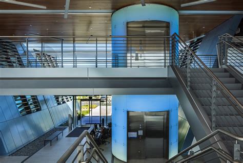 Wavy Elements Front Silicon Valley Technology Campus By Form4 Architecture