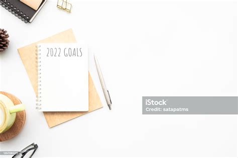 2022 년 목표 텍스트가있는 노트북은 새해 해상도와 계획을 적용합니다 0명에 대한 스톡 사진 및 기타 이미지 0명 개념 개념과 주제 Istock