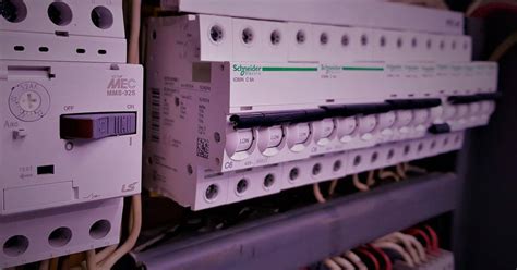 The Benefits Of Upgrading To A Modern Fuse Board Able Group