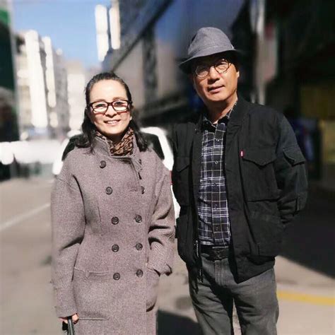 87版《红楼梦》探春近照曝光 褪去光环转向幕后 搜狐大视野 搜狐新闻