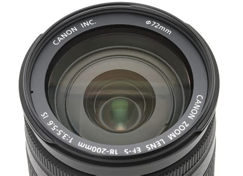 Универсальный объектив Canon EF-S 18-200mm F3.5-5.6 IS