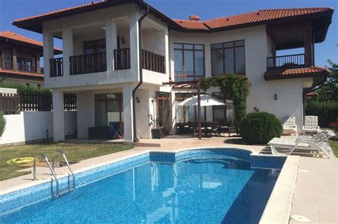 Villa To Rent In Ravda Bulgaria With Private Pool 56714