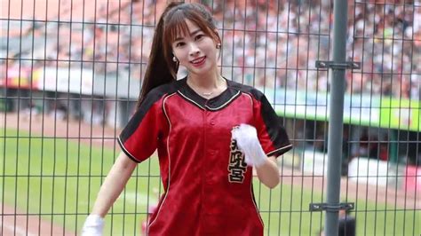 20230514 Uni Girls 妮妮 登峰造極 Youtube