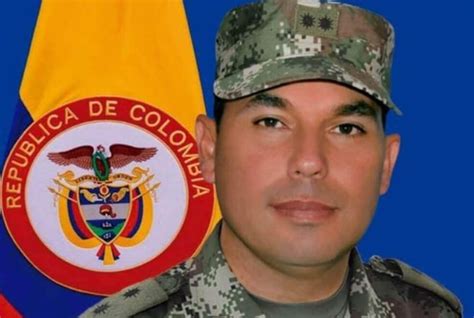 Autoridades Ocupan Lujosa Vivienda Del General R Jorge Romero