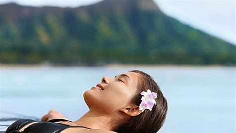 Insula Paradis Unde Toți Locuitorii Fac Sex în Afara Căsătoriei