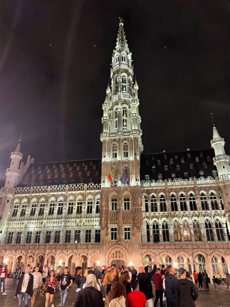 브뤼셀 여행기 1 벨기에 왕궁 Moof Museum 와플맛집 Maison Dondoy 홍합맛집 Chez Leon 그랑플라스 광장 네이버 블로그