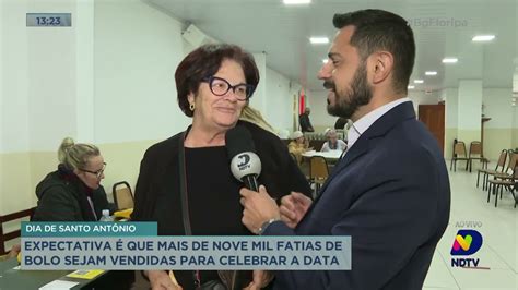 Venda Do Bolo De Santo Antônio Se Intensifica No Dia Dele
