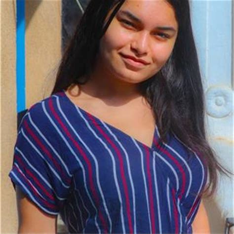 Sarra Ben Farhat Nachhilfelehrer Aus Regensburg