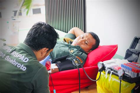 Jajaran Resimen Arhanud 1f Gelar Donor Darah Sambut Hut Ke 79 Arhanud
