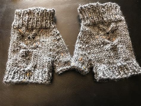 Owl Fingerless Gloves Knitting And Crochet Forum