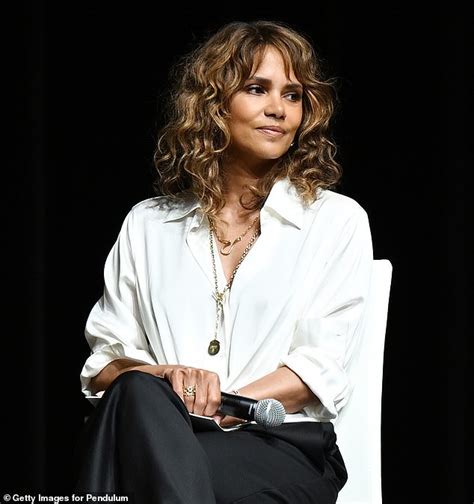 Halle Berry 57 Gibt Zu Dass Sie Die Gegenreaktion Von Catwoman