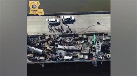Louisiana ‘super Fog Pileup On Interstate Leaves 8 Dead 63 Injured