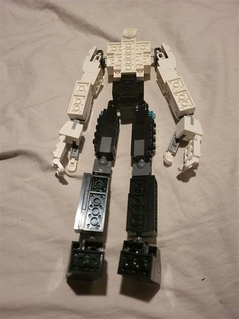 Tall Robot Man Or Something Idk I Didnt Come Up With A Name Rlego