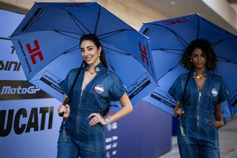 Paddock Girls Motogp Qatar 2024 Le Ombrelline Di Lusail