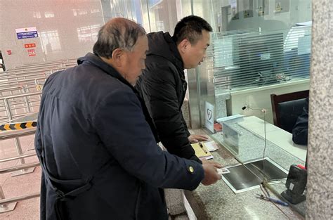 大德之州 大爱之城 莱阳一七旬老人遇困 德州市救助站帮其购票返乡德州24小时