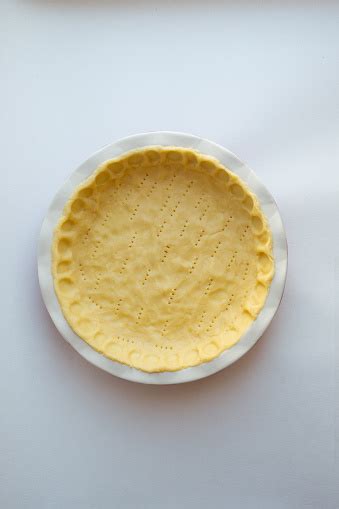 수제 참치와 시금치 파이를 만드는 과정 맨 위 보기 수제 참치 파이 원시 비그리드 참치 파이 레시피 홈암데 요리 원시 반죽