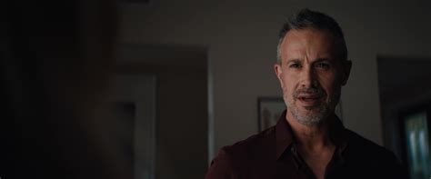 Auscaps Freddie Prinze Jr Shirtless In The Girl In The Pool