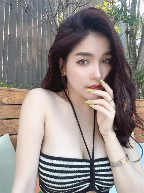 ใบเฟิร์น On Twitter ว่าไงน้องสาว ไหวกับเรารึป่าววว 💚😏
