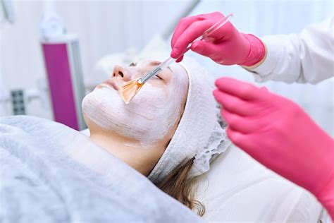 Premium Photo Face Peeling Mask Spa Beauty Treatment Skincare Woman