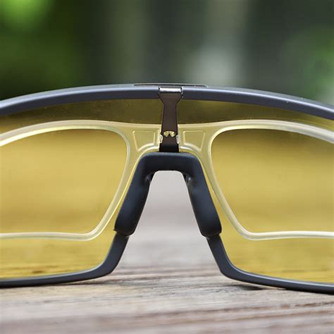 Mry Custom Insert Clip On And Prescription Lenses For Oakley Sutro Mrylens