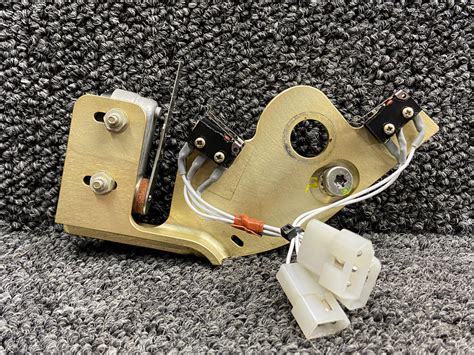 100 172 2320 D01 Kodiak 100 Inertial Separator Limit Switch Retainer For Sale