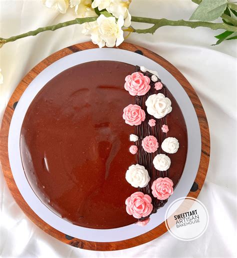 Belgian Chocolate Truffle With Edible Sugar Flowers Sweettart Artisan