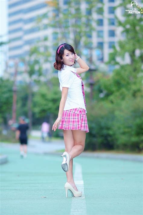 Yoon Joo Ha School Girl