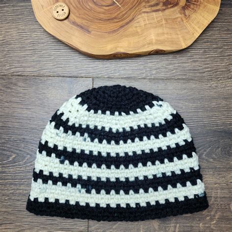 Crochet Seed Stitch Hat Pattern
