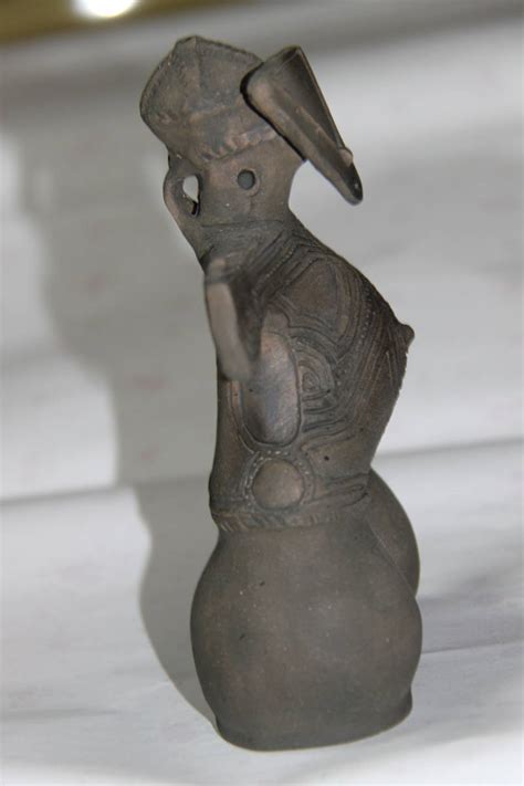 Yahoo オークション 国宝土偶 レプリカ 仮面の女神