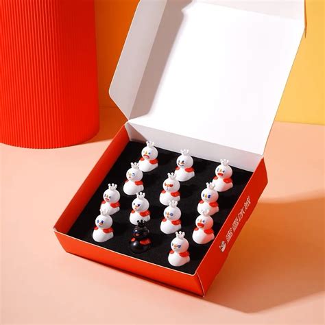 Hộp quà lật đật Tuyết Vương Mixue biểu cảm trang trí độc đáo xinh xắn