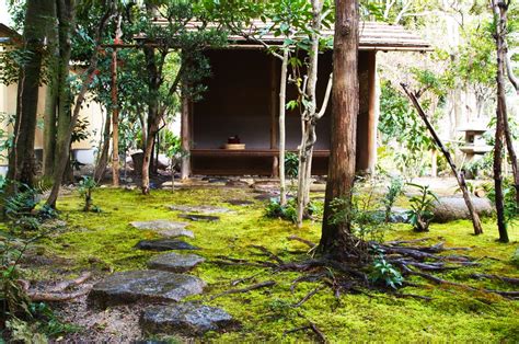 シンポジウム「和室のある暮らしについて考える～伝統工芸と茶の湯文化～」 京都の伝統産業